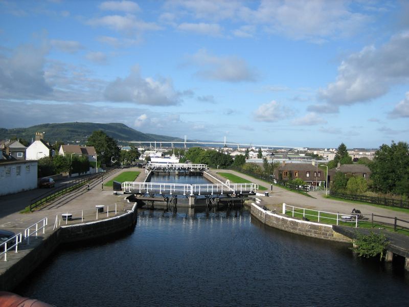 Caledonian Canal (Inverness) - Highland Guide