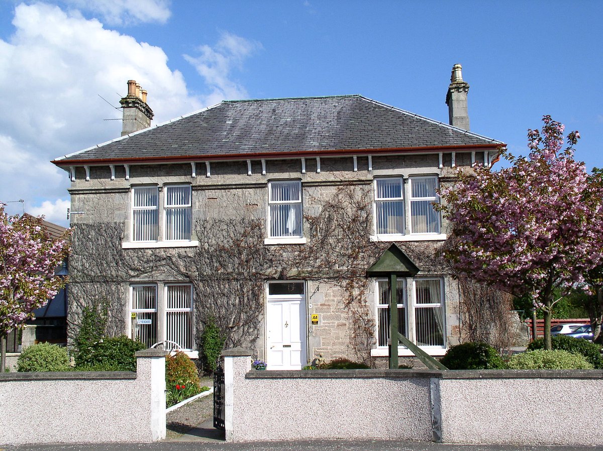 Park Guest House - Highland Guide