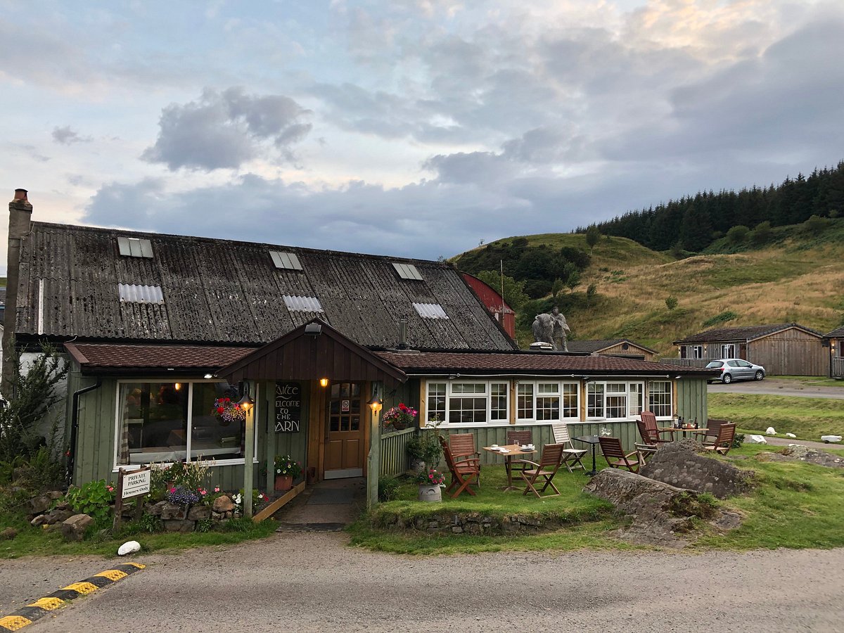 The Barn Bar - Highland Guide