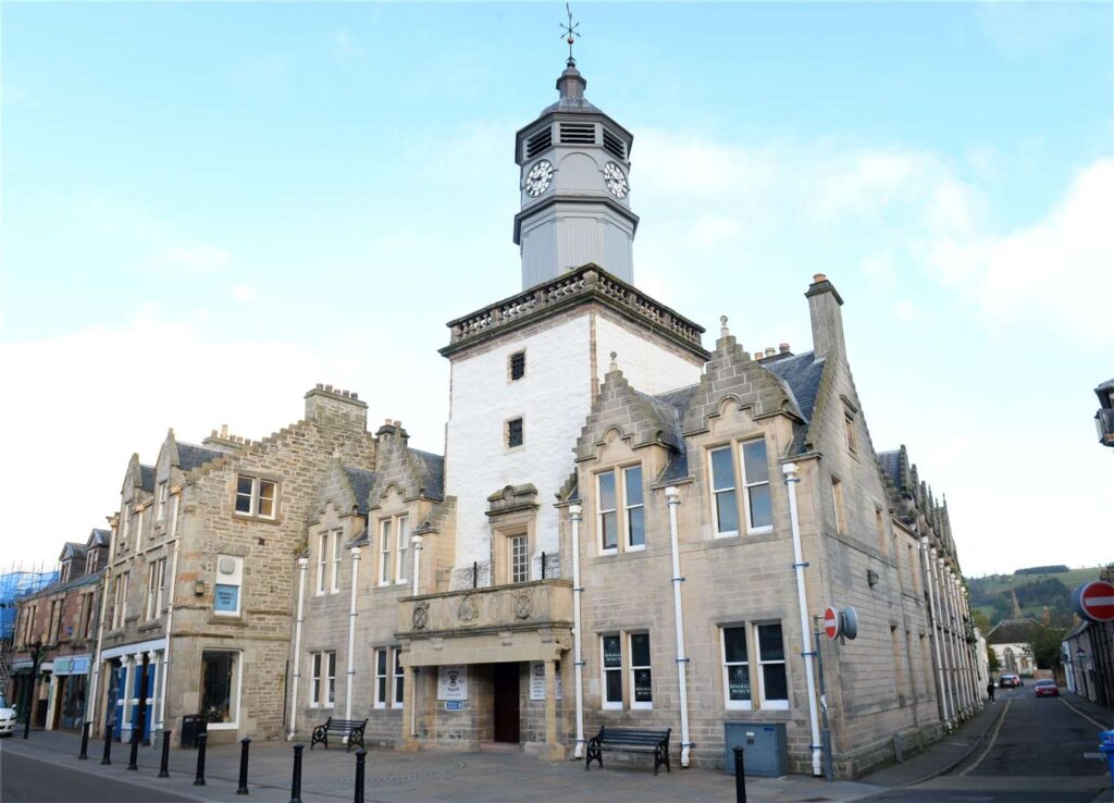 Dingwall Town House - Highland Guide
